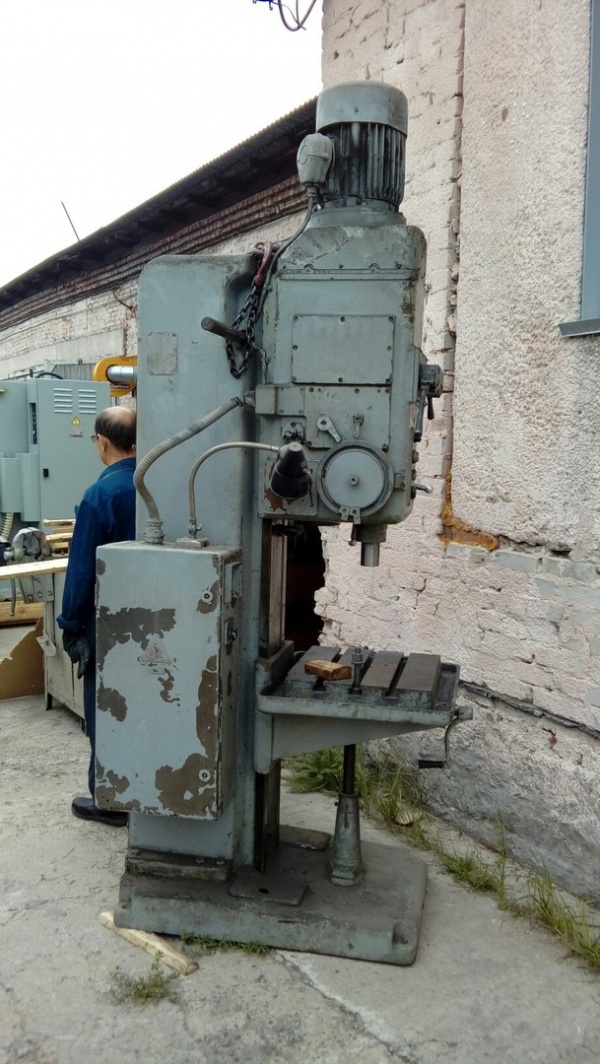 Вертикально-сверлильный станок 2Н135, купить б/у в Новосибирске по цене ...