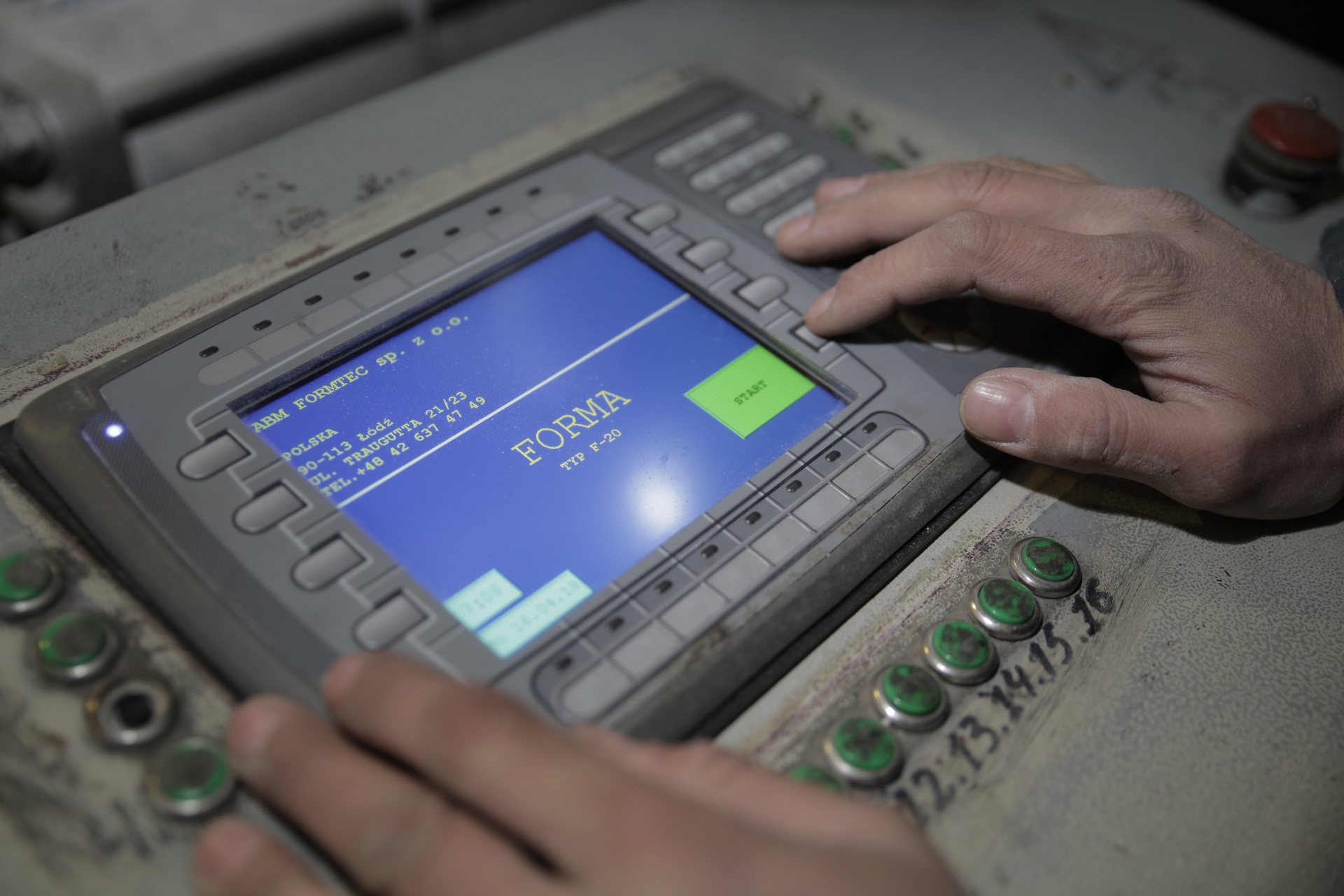 блок-форму для изготовления блоков из пенопласта (Польша) купить Б/У в ...